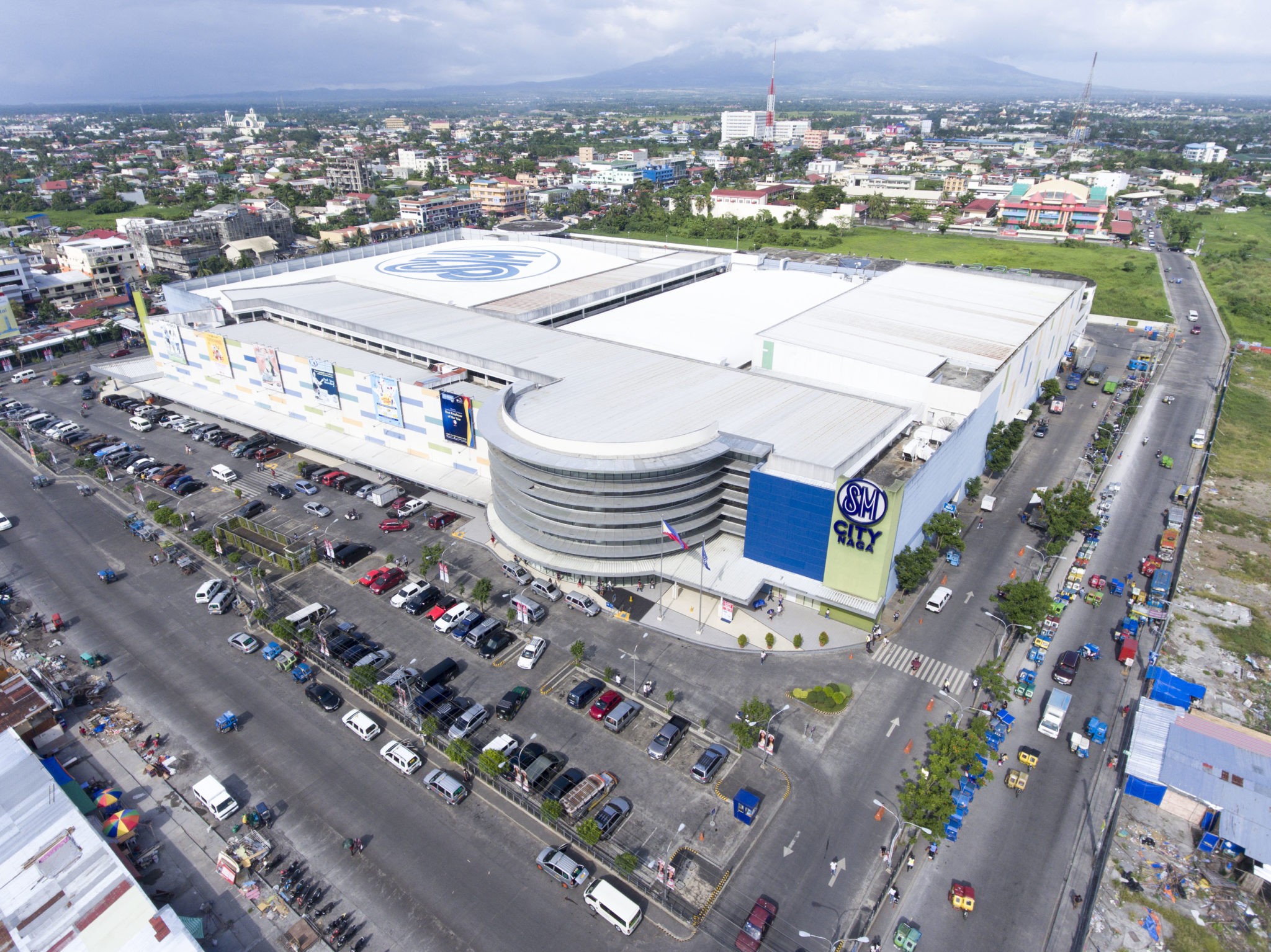 SM City Naga awarded Mall of the Year by the PRA – IMJ Interactive